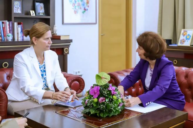 Претседателката Сиљановска Давкова ја прими грчката амбасадорка