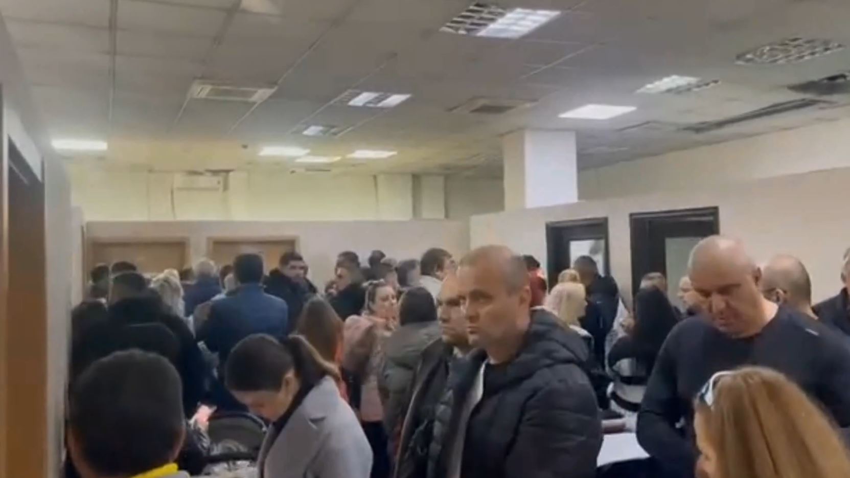 Екипи на народниот правобранител бараат готови документи на граѓаните низ кутиите на МВР Сител